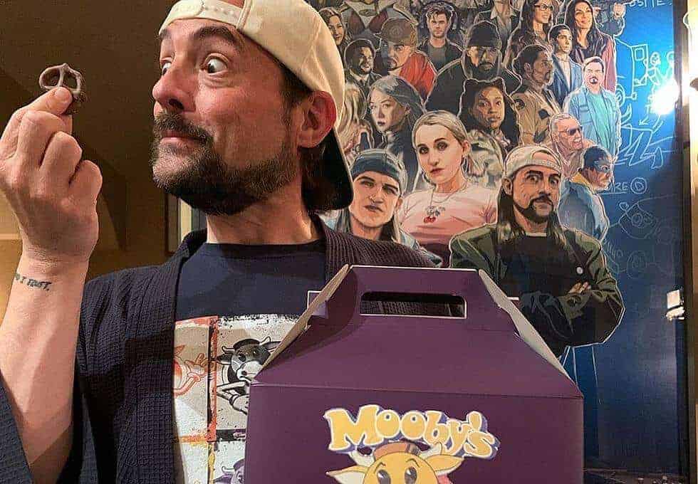 Kevin Smith Brings Fictional (Mostly Vegan) Restaurant Mooby's to Life ...